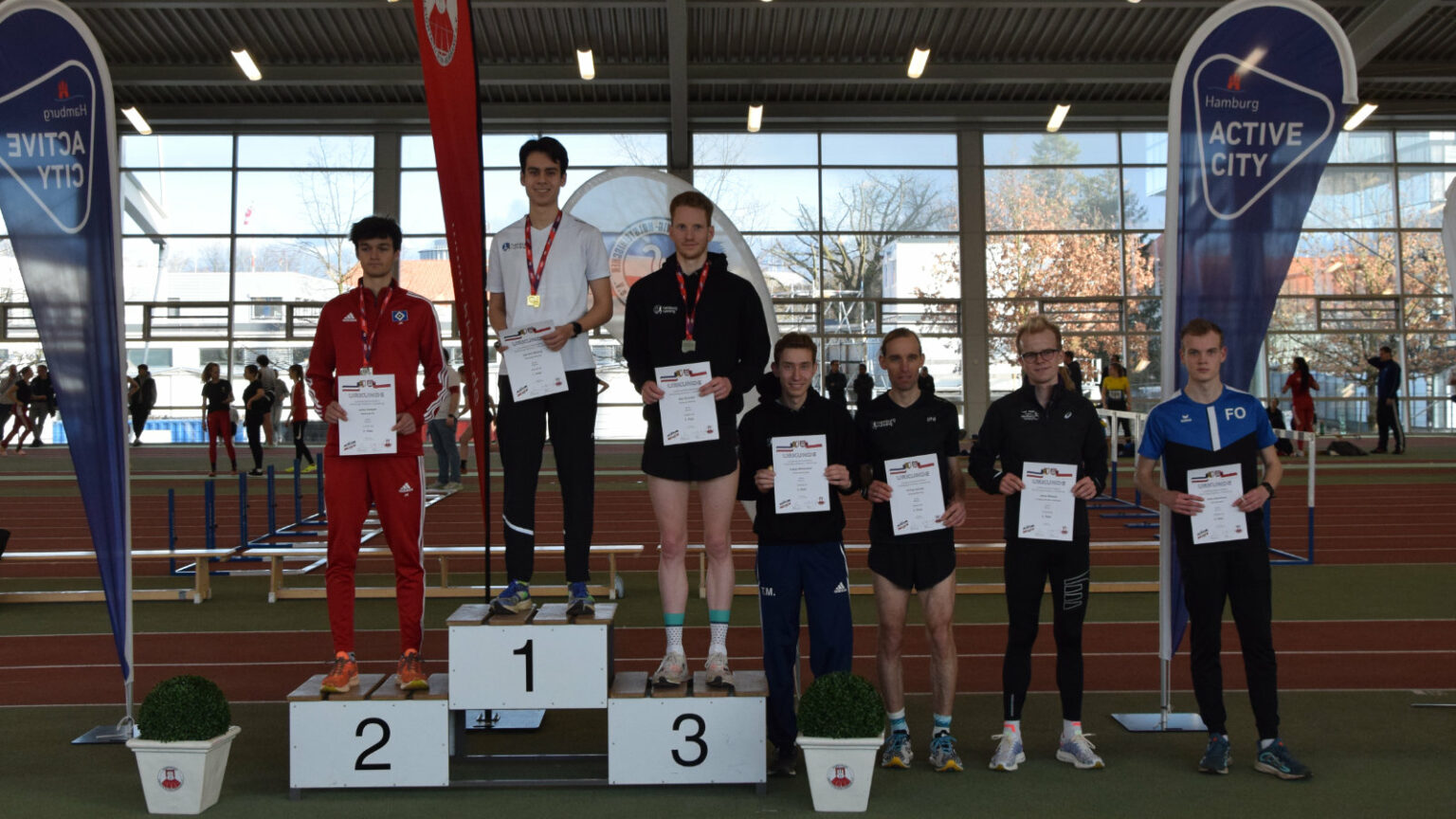 Sechs Medaillen und sieben Bestleistungen bei den Landesmeisterschaften Halle - hamburg running